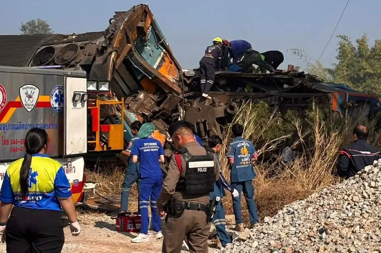 At least 19 Killed as Crane Collapses On Train In Northeastern Thailand ...